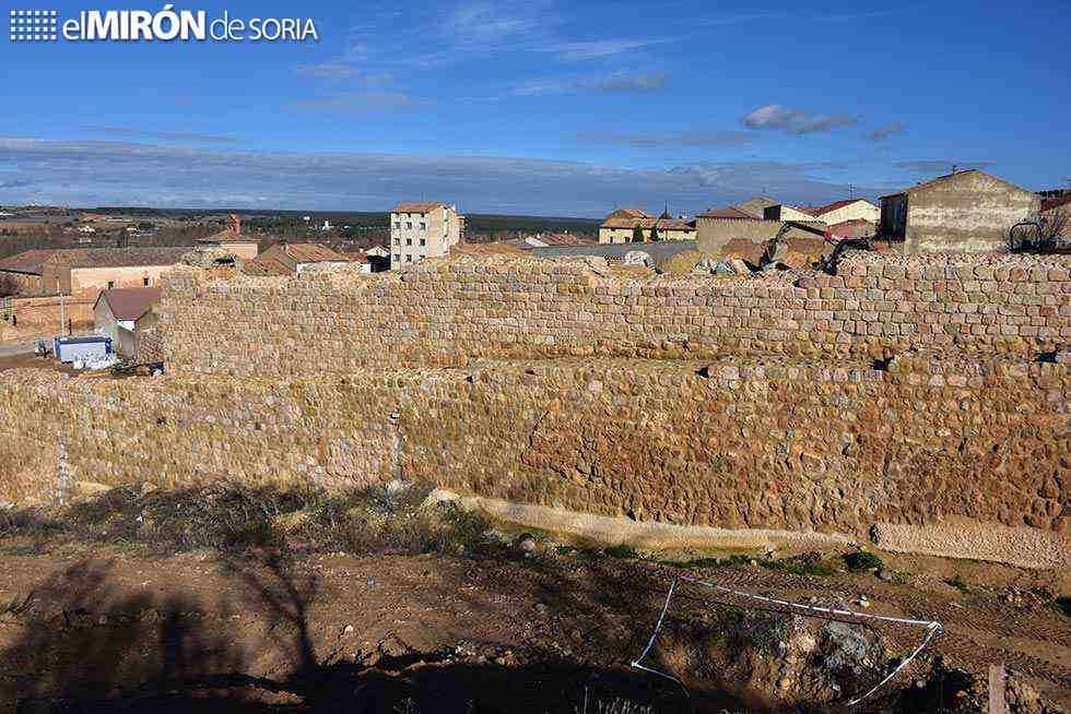 Almazán recupera su muralla - fotos
