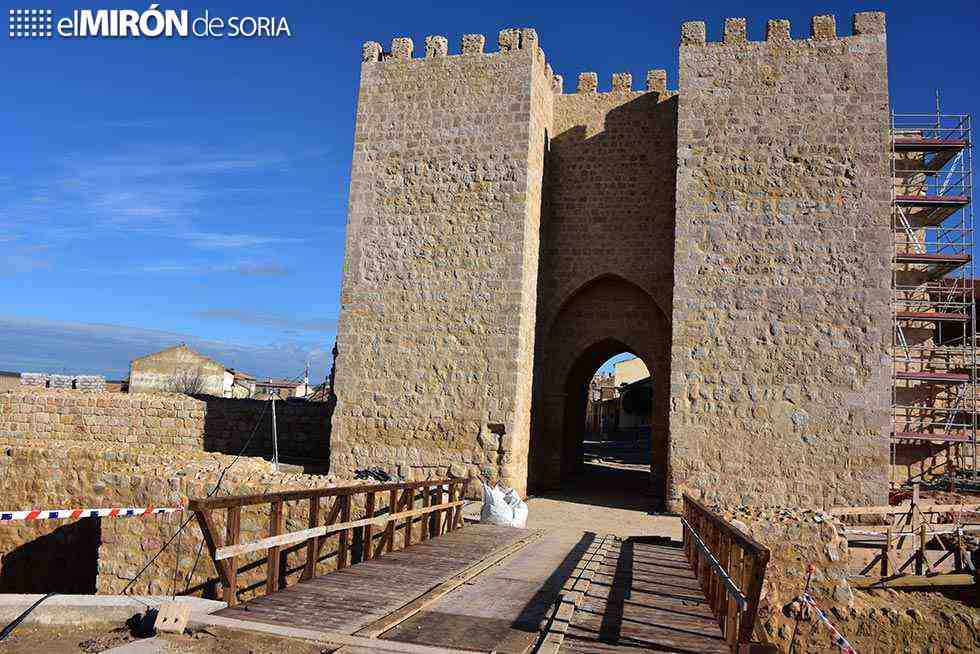 Almazán recupera su muralla - fotos