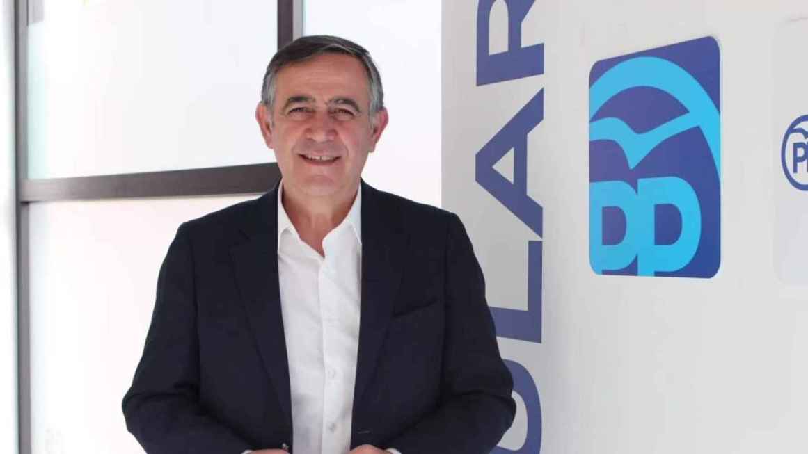 Pardo resume, con canción y video, dos años de legislatura