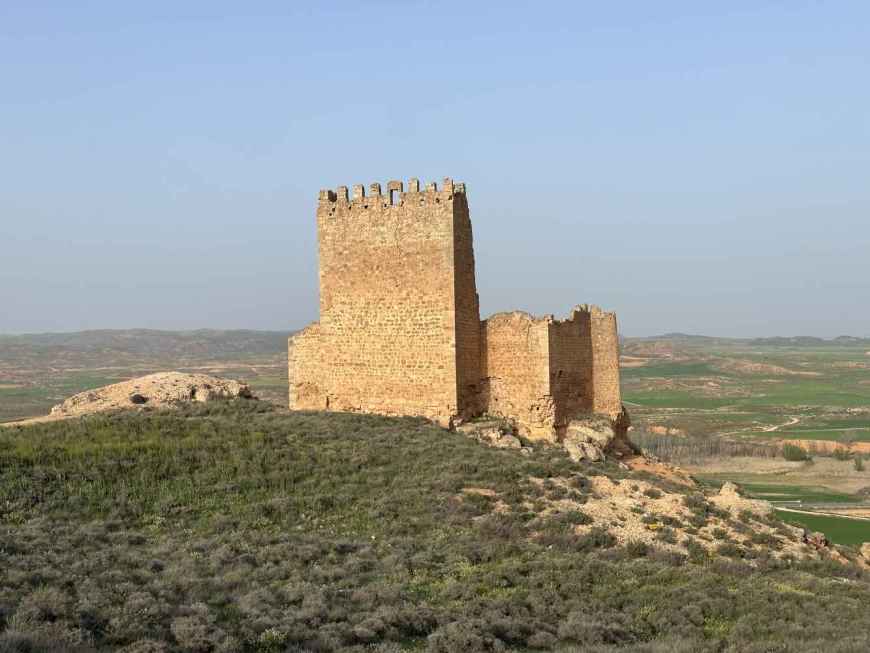 PP y Vox rechazan que la Junta adquiera el castillo de La Raya