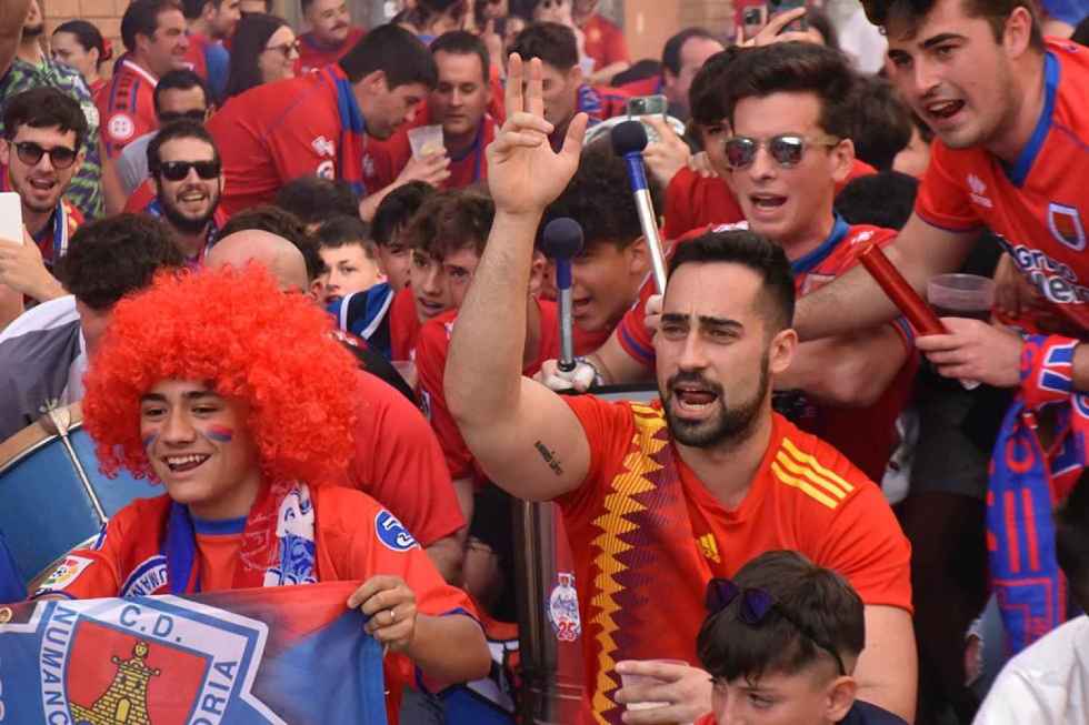Yeclano-Numancia, en pantalla gigante en plaza Mayor de Soria