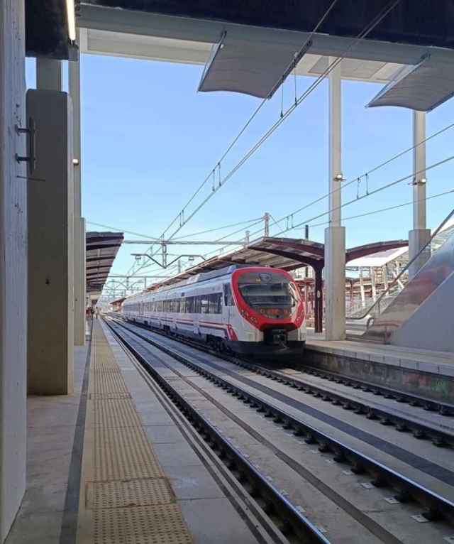 Renfe vende billetes con descuentos para jóvenes para viajar este ...